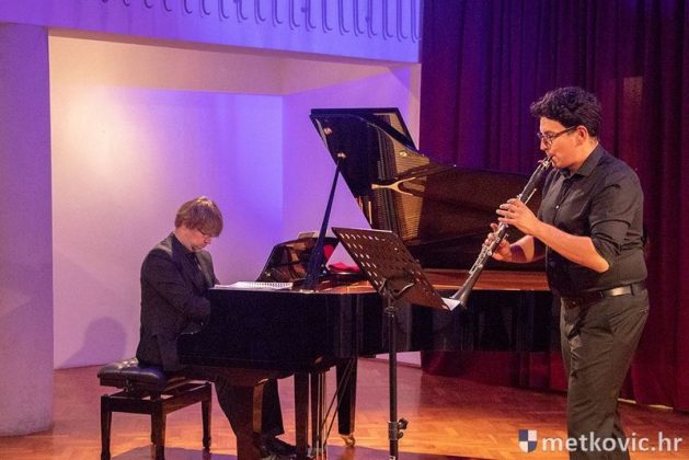 Marko Zavišić i Domagoj Gušćić održali koncert u GKS-u - likemetkovic.hr